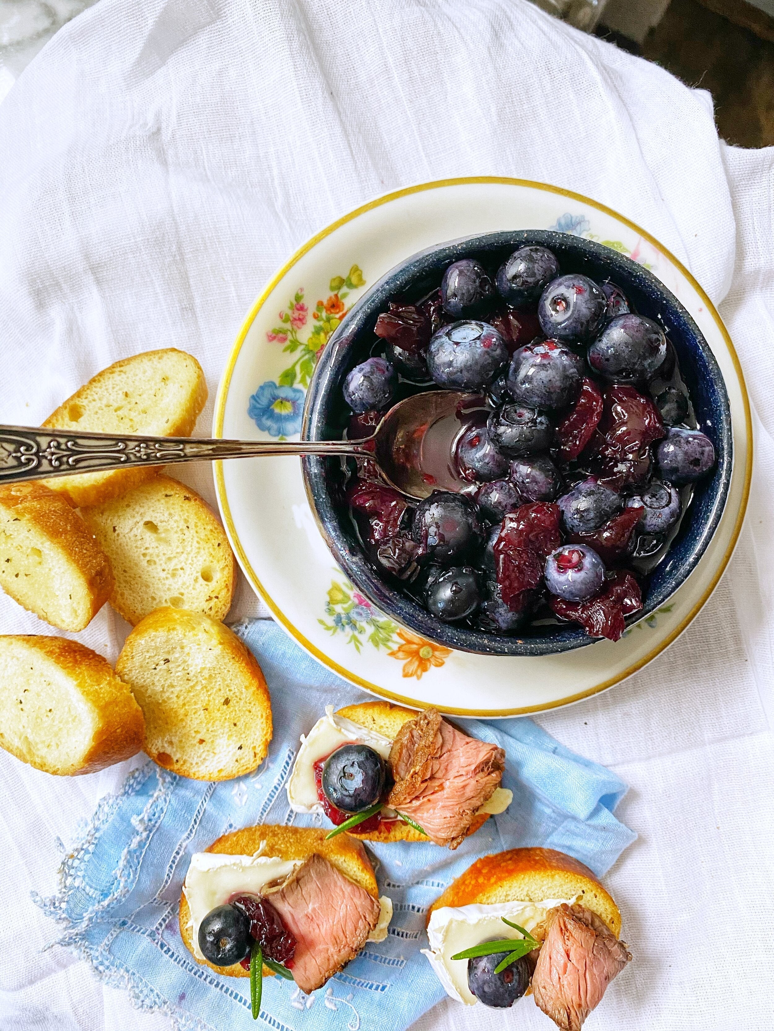 Blueberry Compote – In The Curious Kitchen